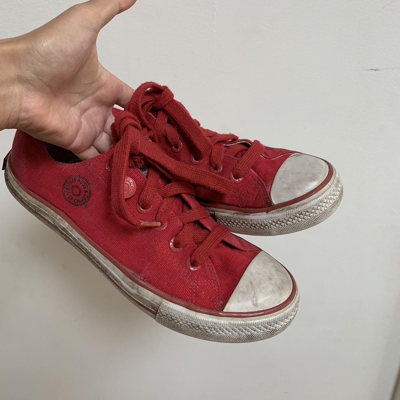 Levi’s red low canvas shoes women’s size UK 6 - Depop
