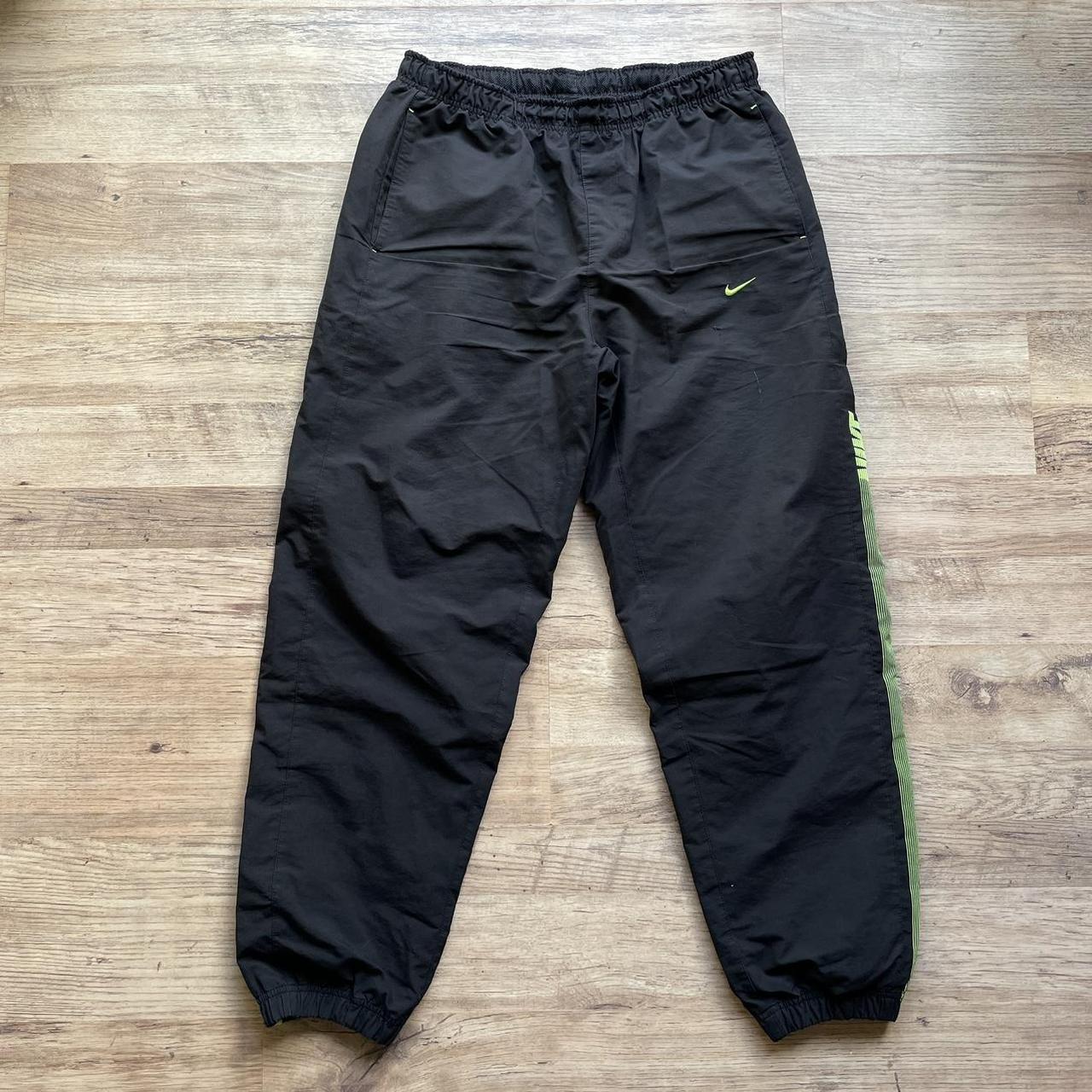 Nike Shell Baggy Track Bottoms in Black Size... - Depop