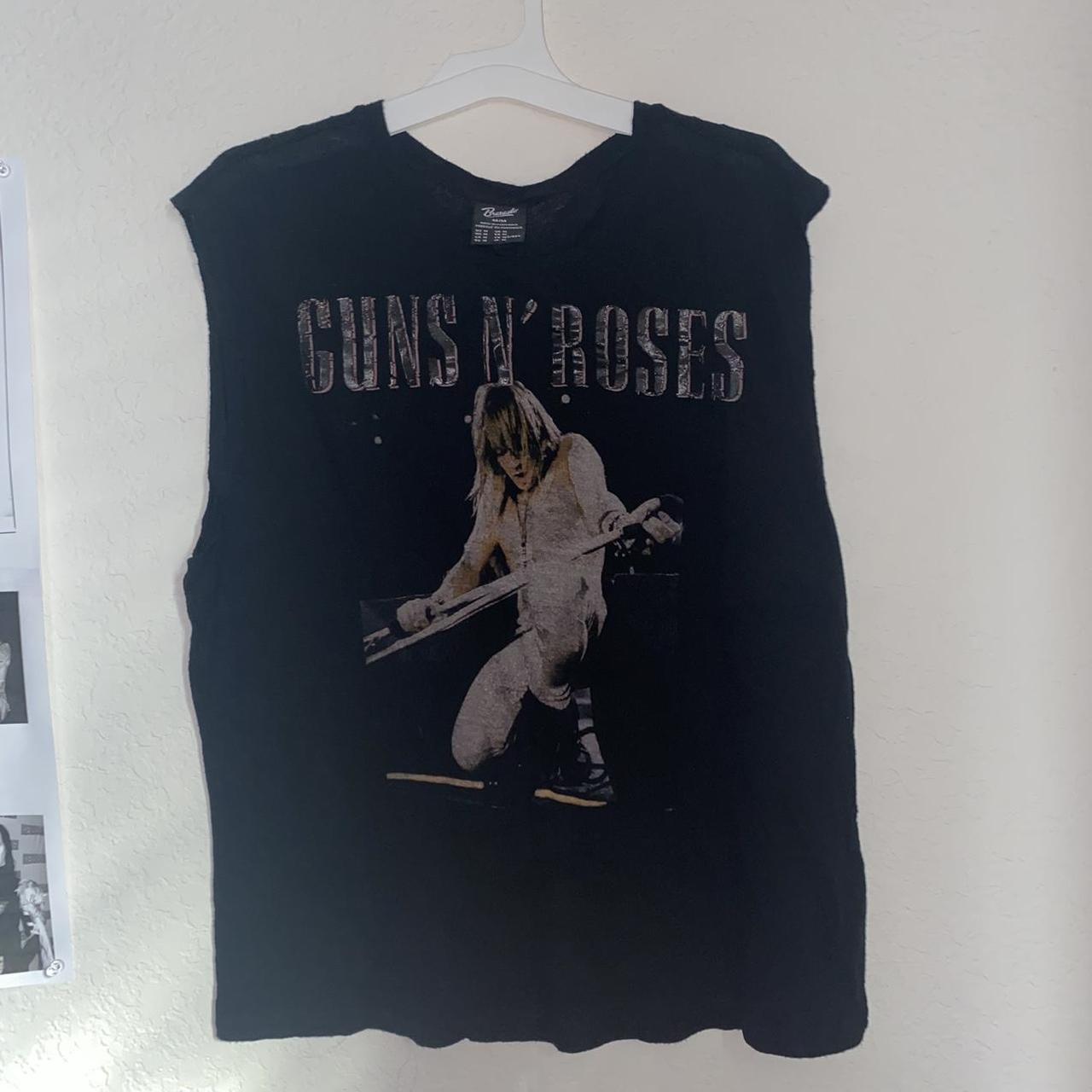 Guns N Roses sleeveless top . Loose fit and has been... - Depop