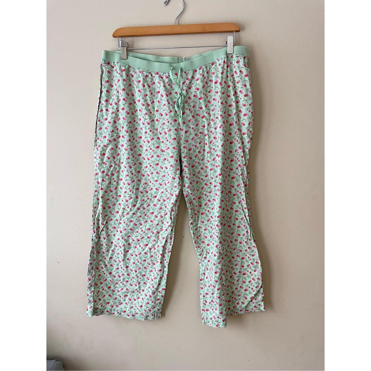Victoria's Secret Women's Green Pajamas | Depop