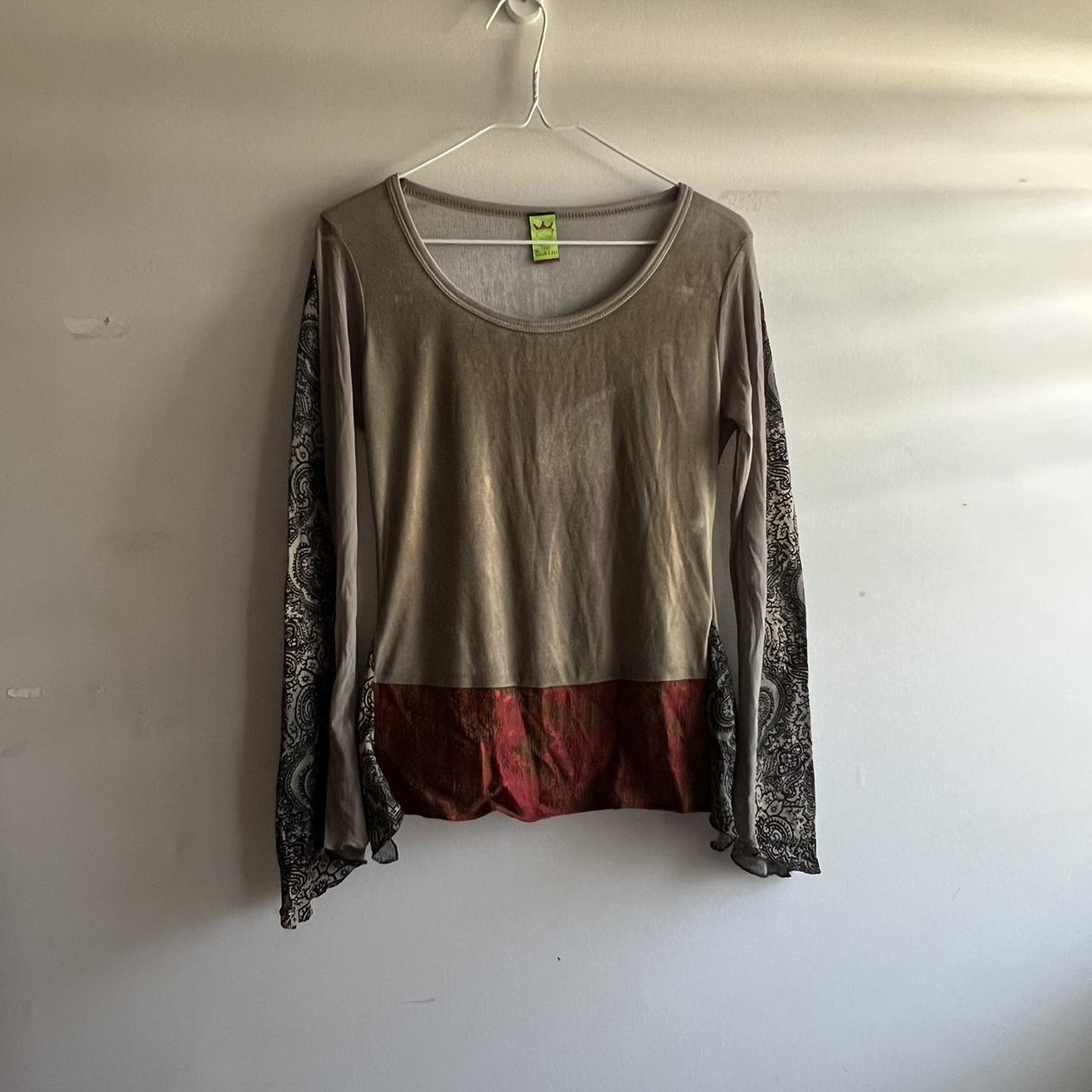 Save the queen top Beautiful details Only thing is... - Depop