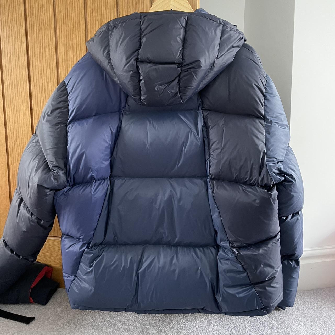 Kith colourblocked puffer jacket Navy/multi Size XL... - Depop