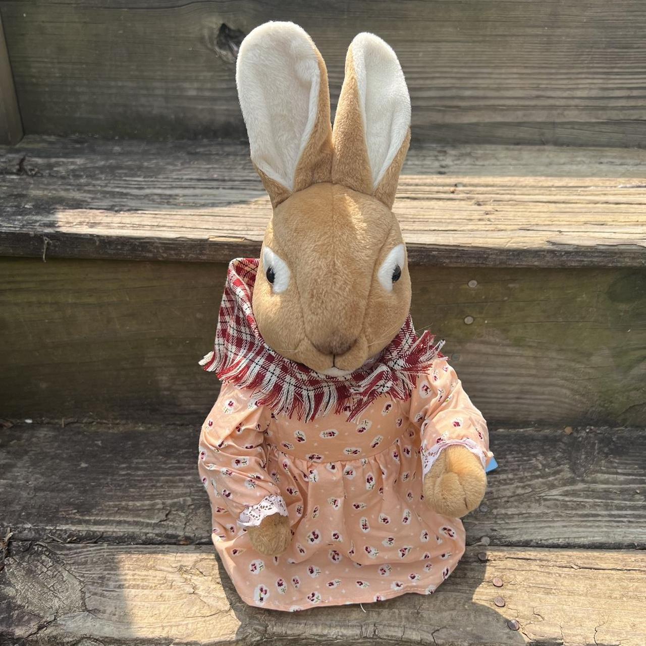 Vintage 90s Mrs Cottontail Plush Toy Peter... - Depop