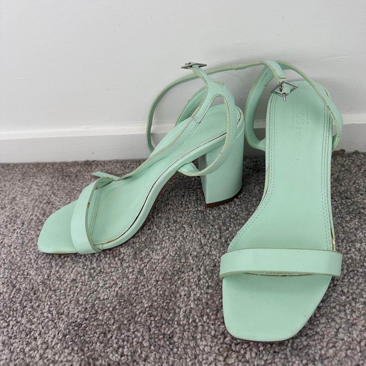 Mint green low block heels - Depop