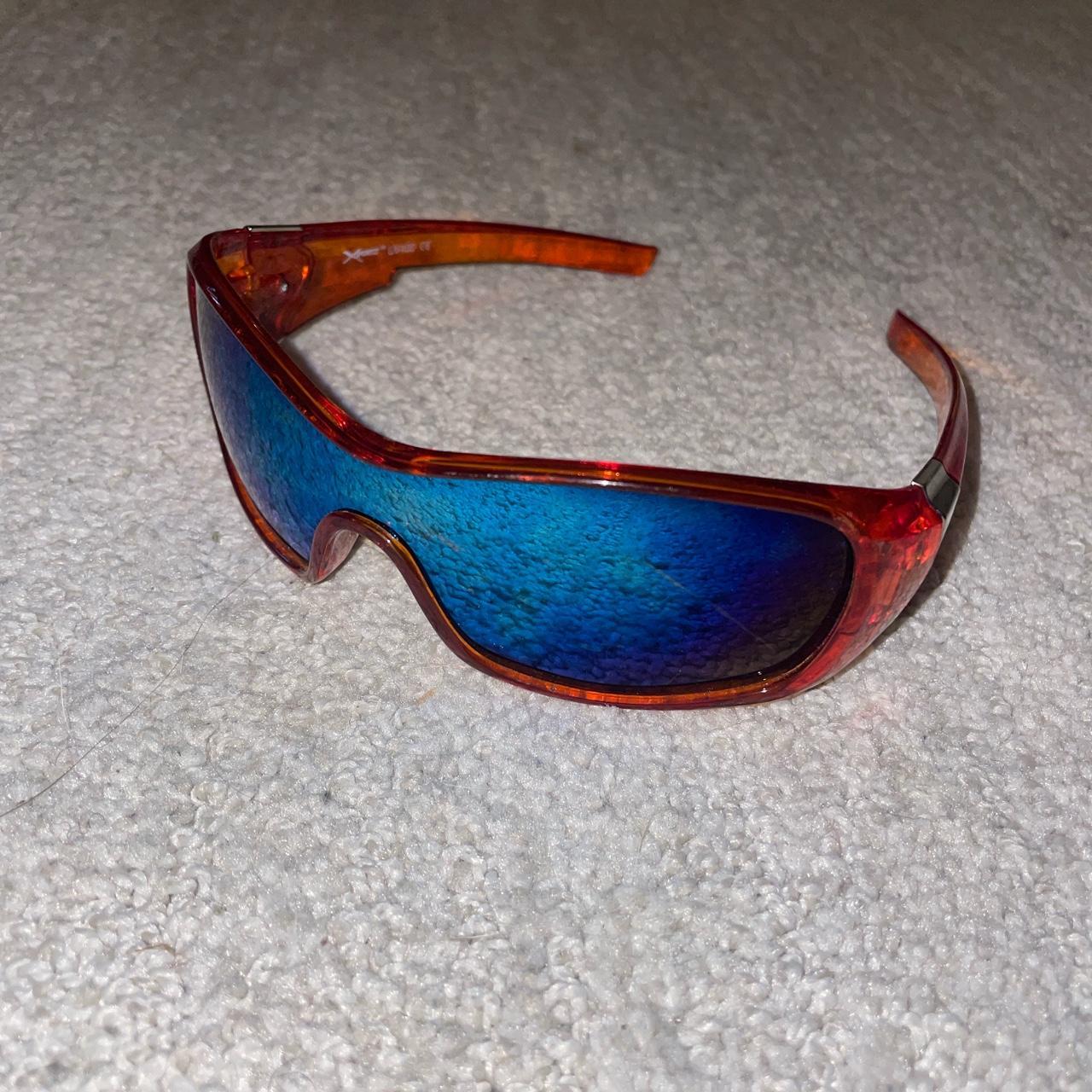 Cool speed shades. Very light buffing on the lenses. - Depop