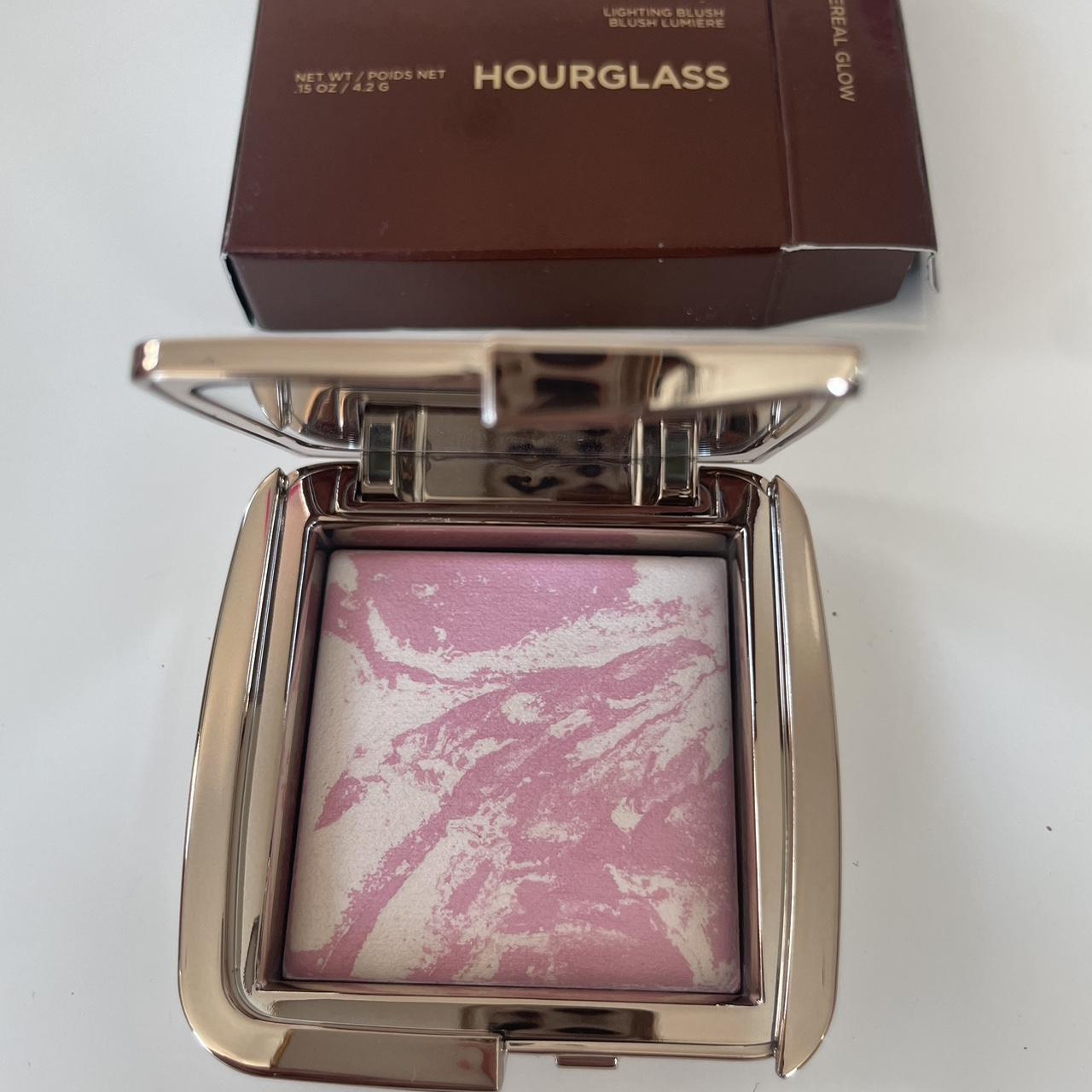 Hourglass Ambient Lighting Blush/Blusher Ethereal Glow - Depop
