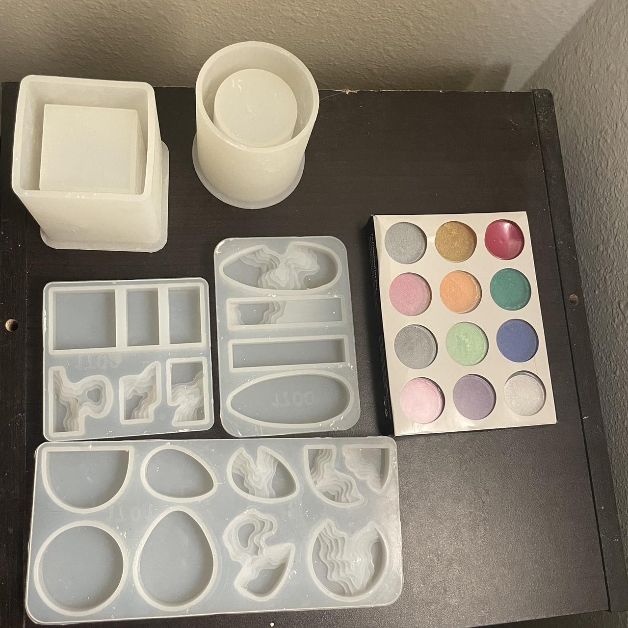 Resin and plaster mold kit 3 sets of pendant... - Depop