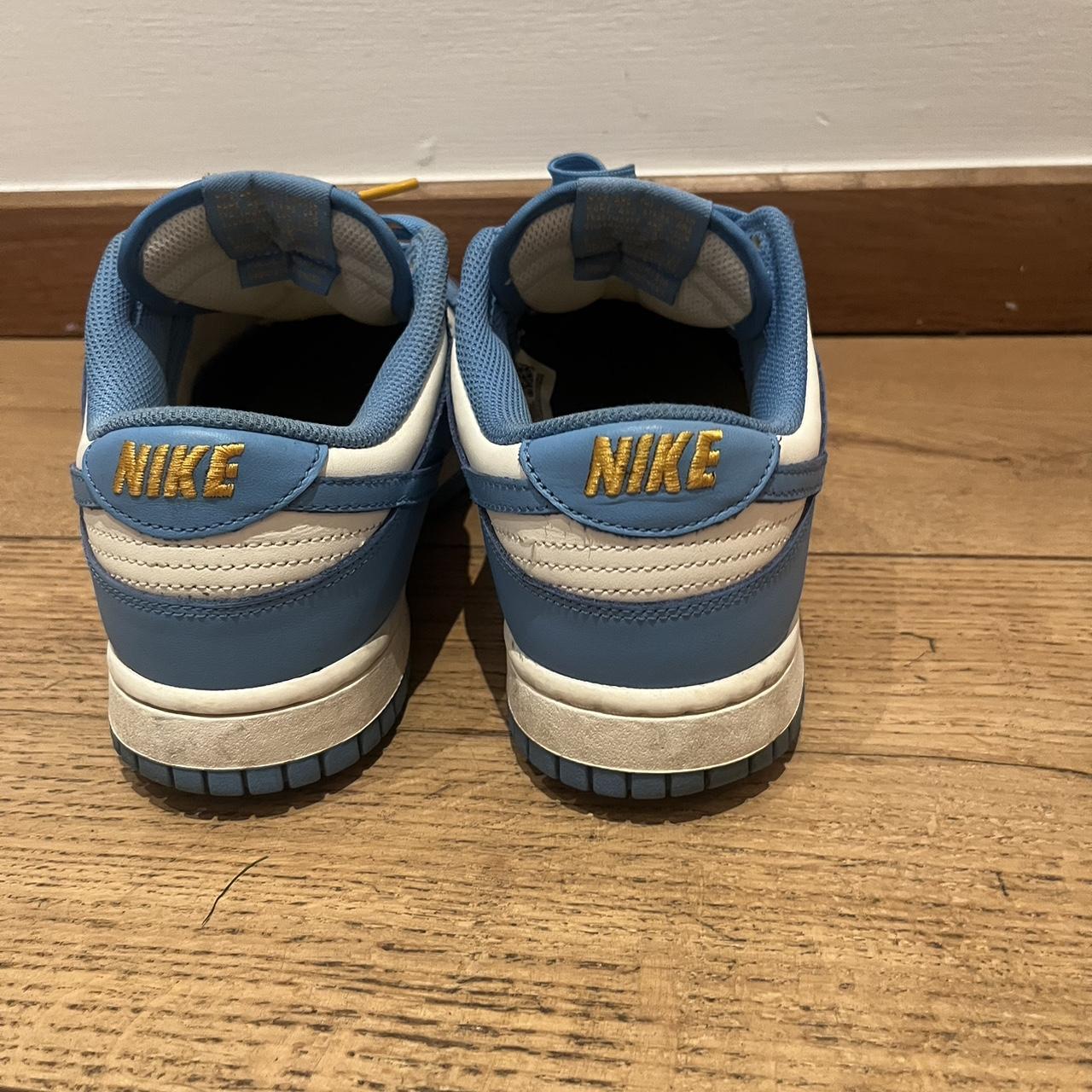 Nike Men's Blue Trainers | Depop