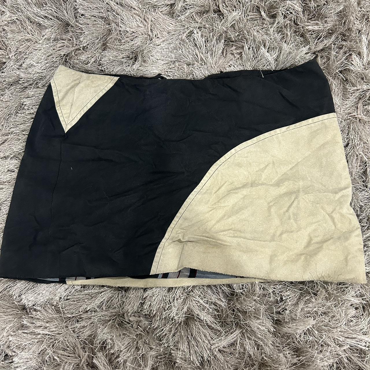 Vintage mini skirt 🖤 waist size 24 #miniskirt - Depop