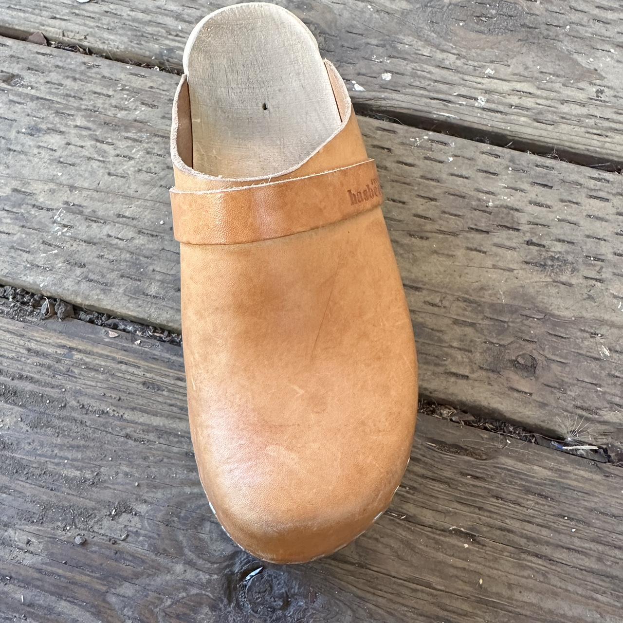 70s tan and cream leather clogs, size 6 Has some... - Depop