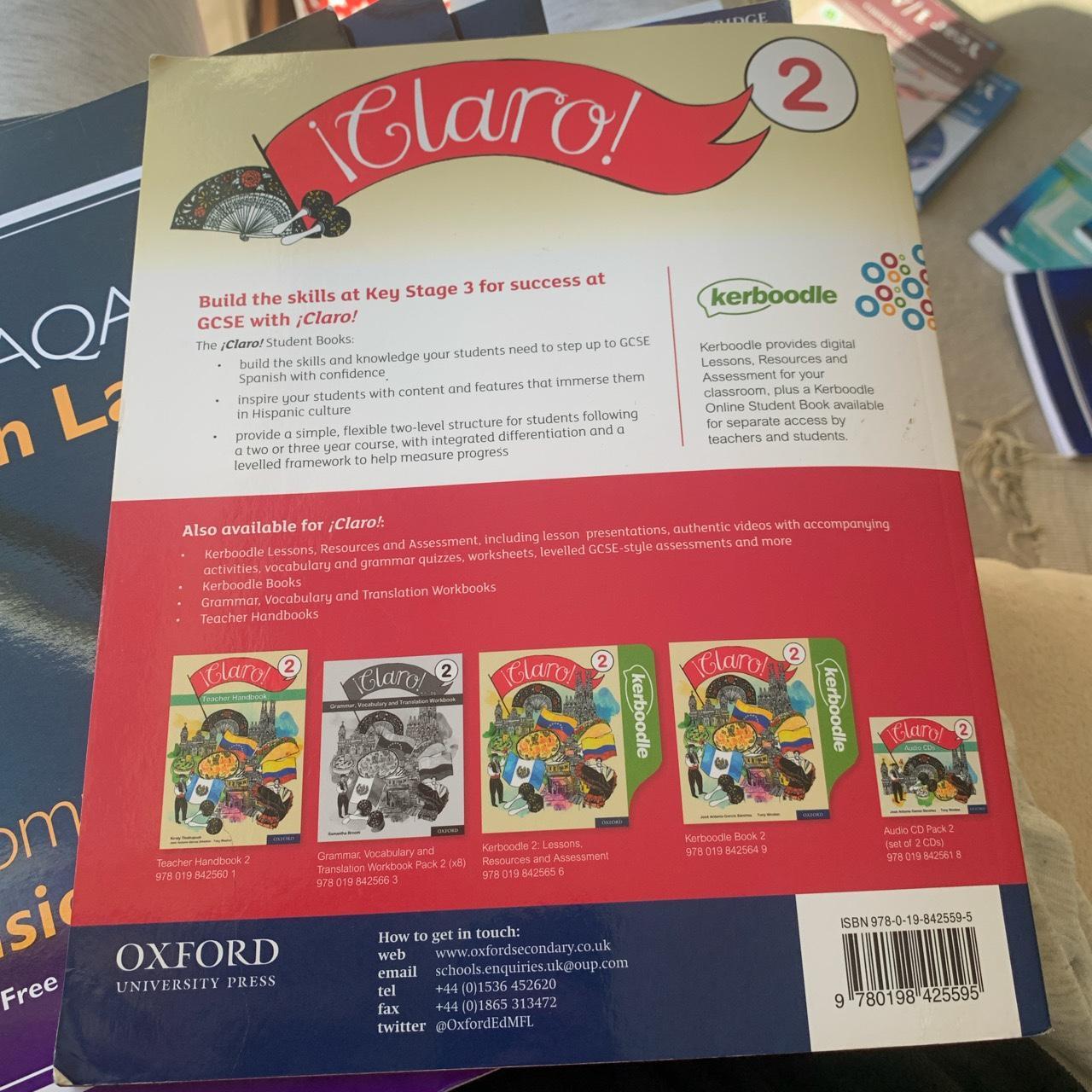 ¡Claro! 2 Student Book Oxford university press .... - Depop