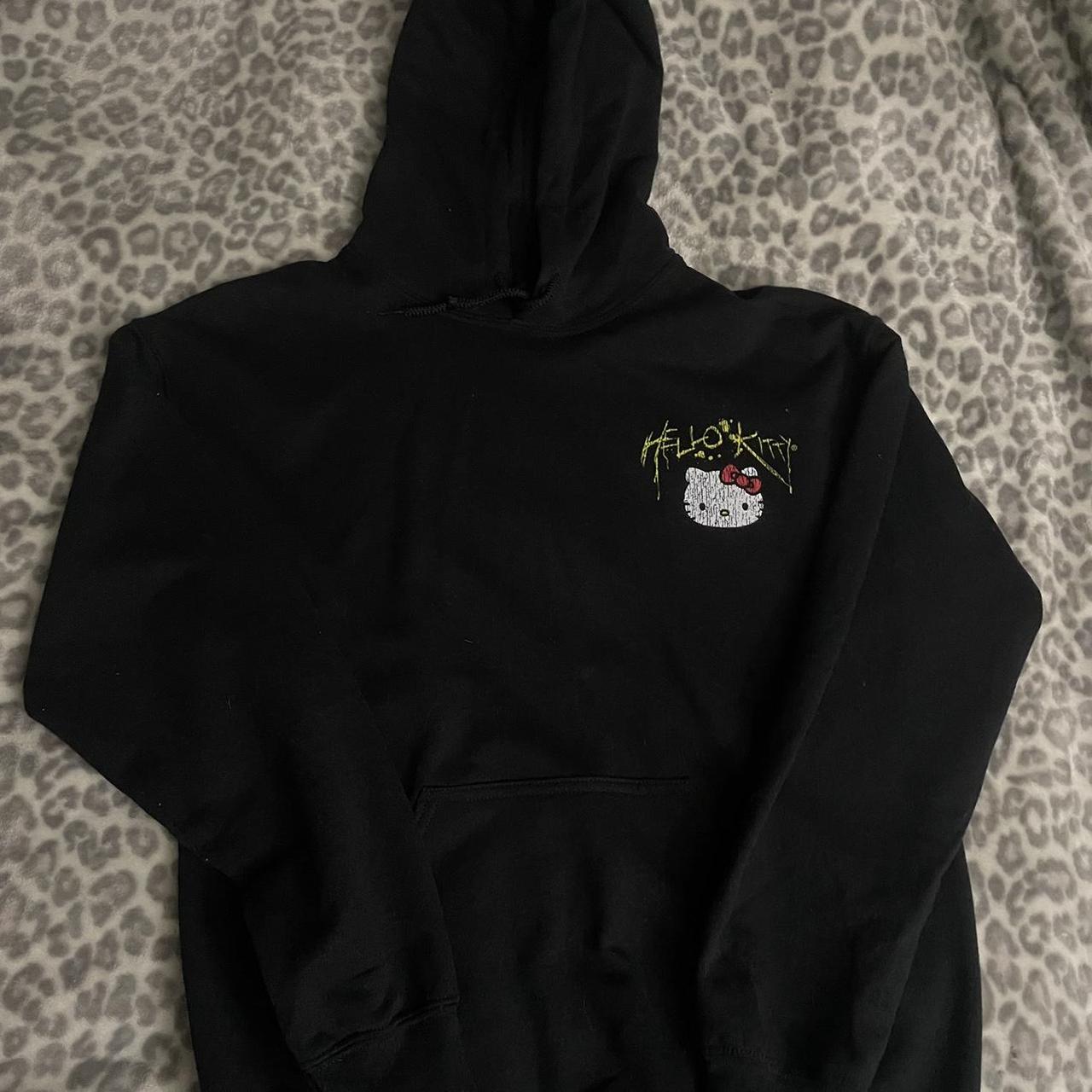 Metal Hello Kitty :3 // Sanrio official Size:... - Depop