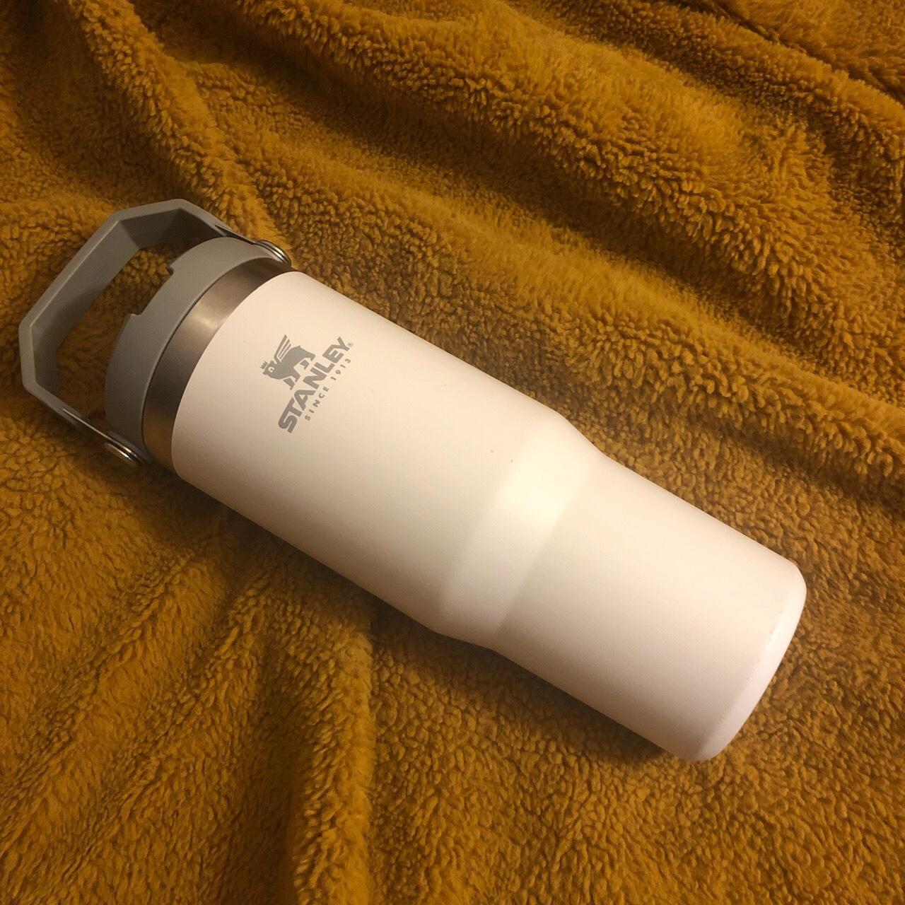 white stanley! 30 oz. used a few times, minor... - Depop
