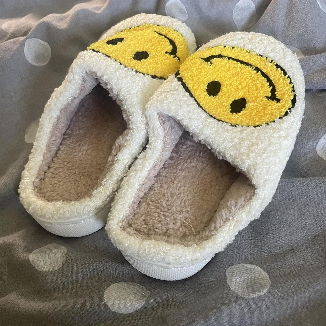 Borg smiley face slippers, brand new unworn Size 3... - Depop