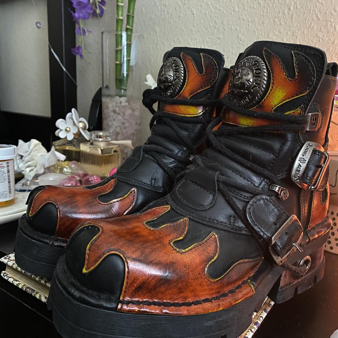 New Rock Women's Orange and Black Boots | Depop