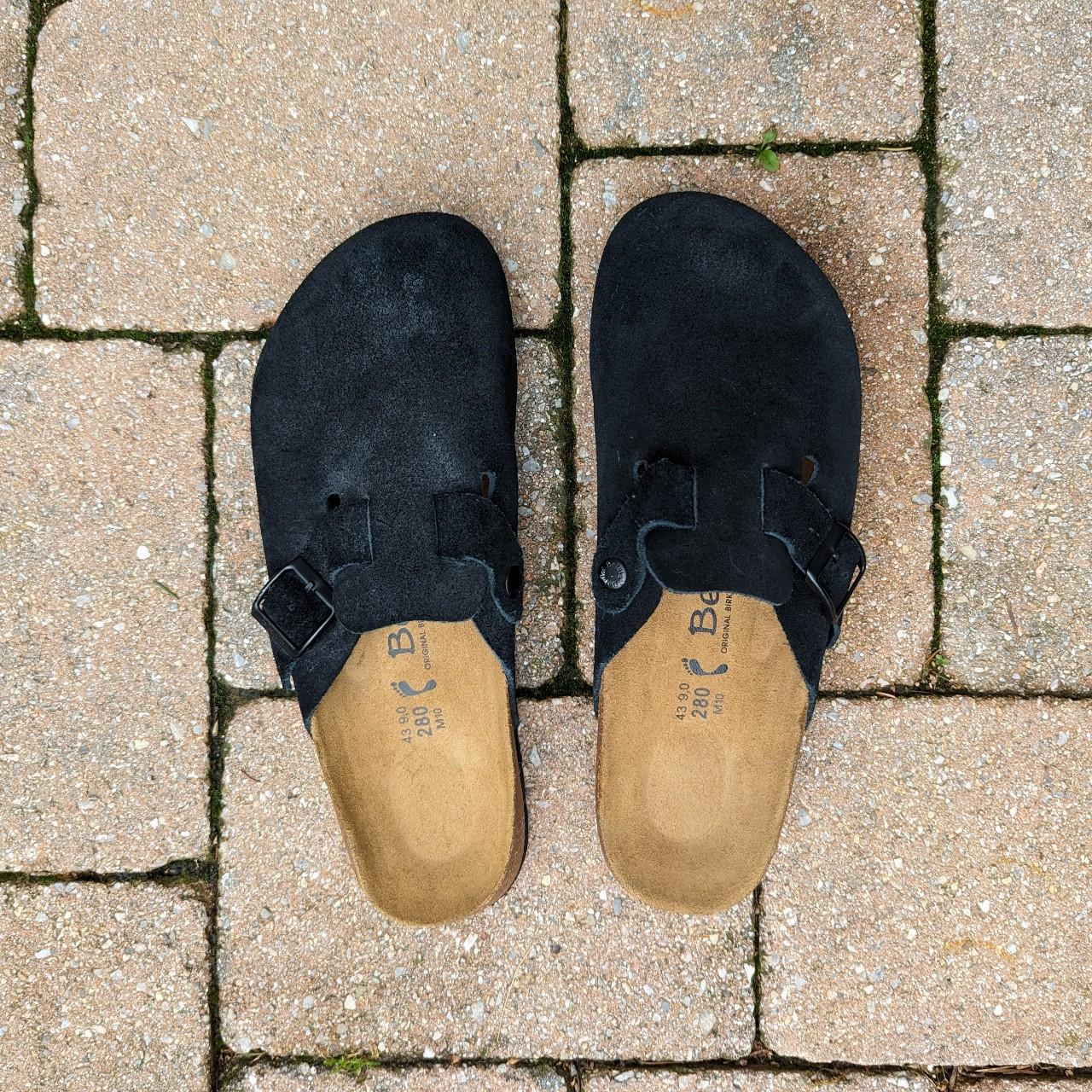 Birkenstock Men's Black Clogs | Depop