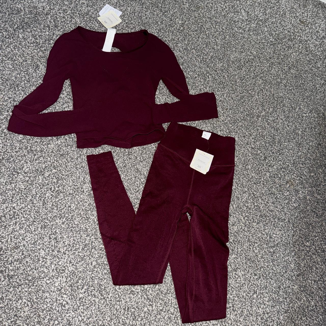 Khloe Kardashian x fabletics gym set new with tags XS - Depop