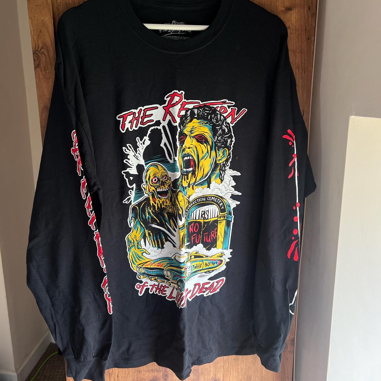 HELL ON SHIRTS OFFICIALLY LICENSED RETURN OF THE... - Depop