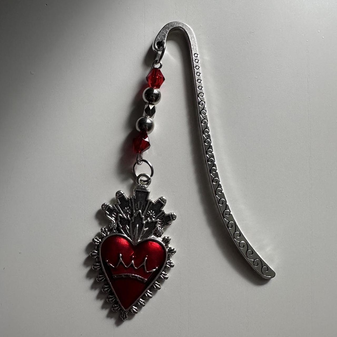 Adorable red heart bookmark with silver accents... - Depop