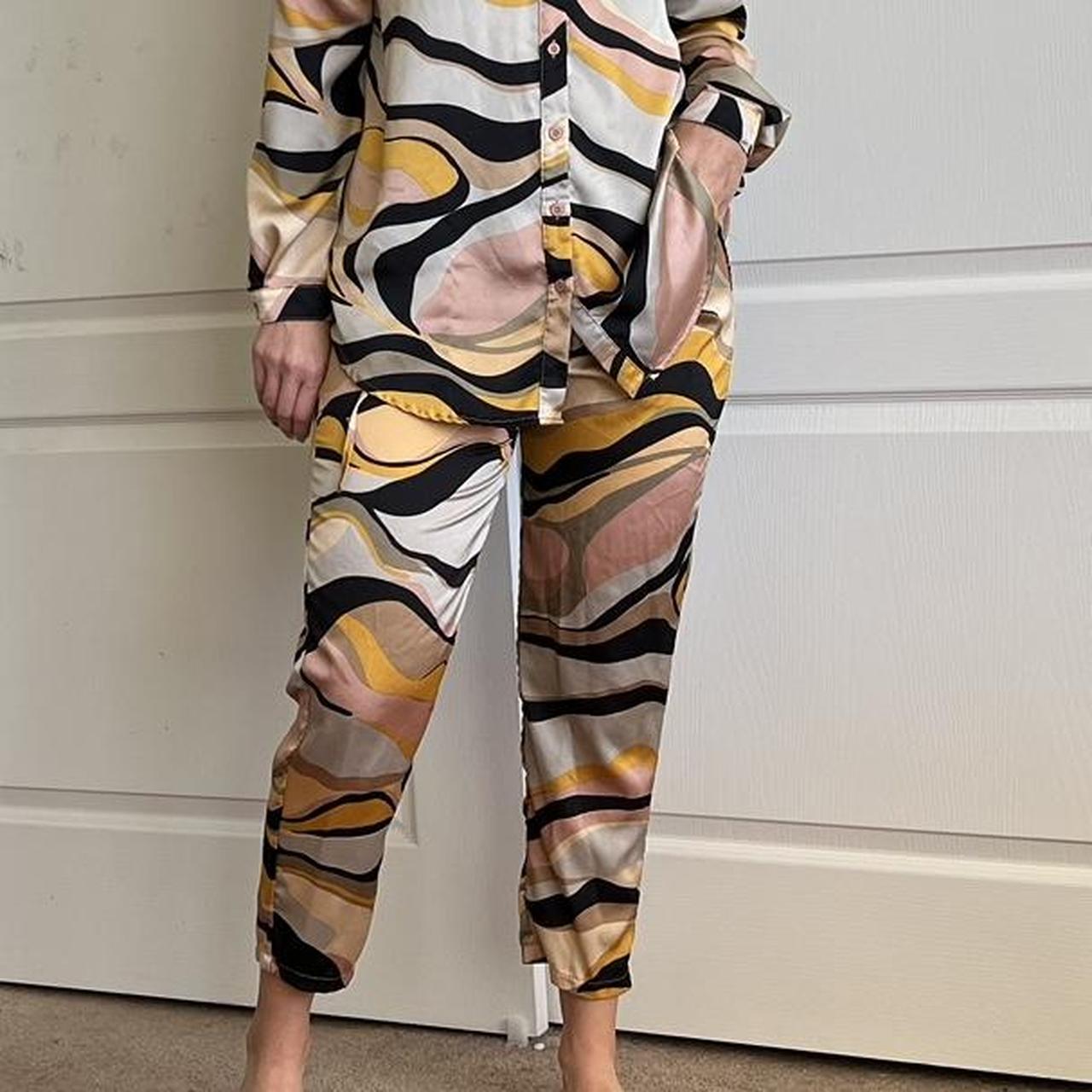 Swirl abstract cari pants Ankle length pants with... - Depop