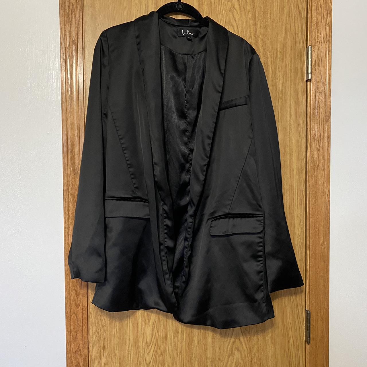Black silky blazer Size M - Depop