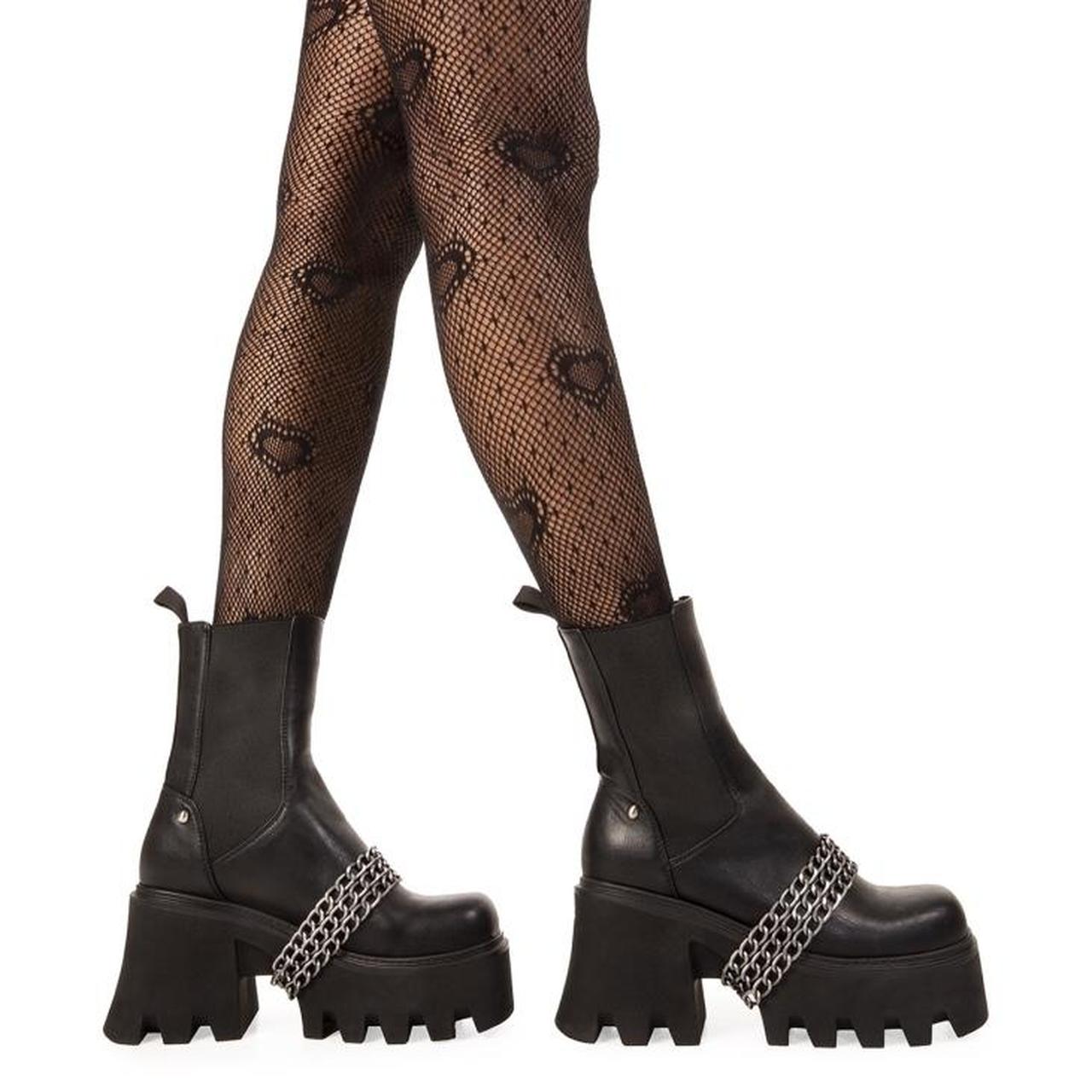 EVENING STROLL CHUNKY PLATFORM ANKLE BOOTS Never... - Depop