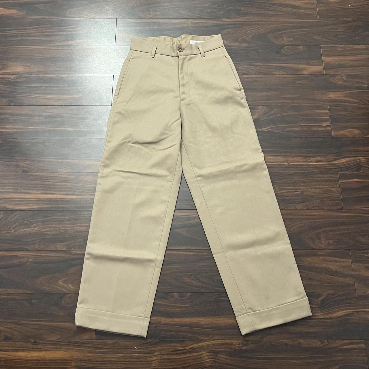 Uniqlo Tan Pant, size 0 - Depop