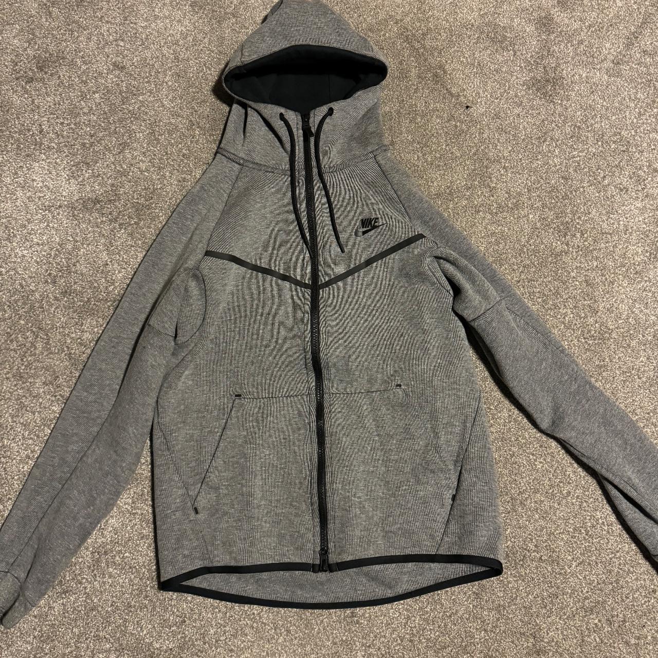 Grey Nike Zip Up Hoodie Good condition Size S - Depop
