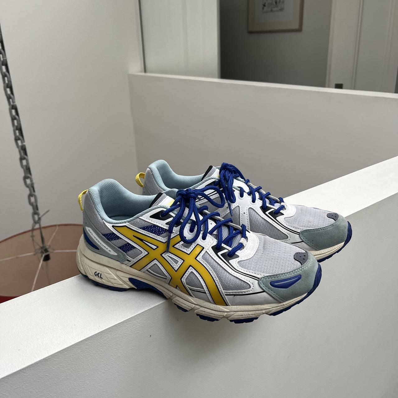 Gel Ventura ASICS. Blue and yellow super cute colour... - Depop