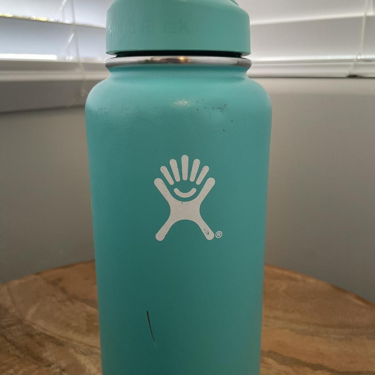 Turquoise blue hydroflask water bottle Has some... - Depop