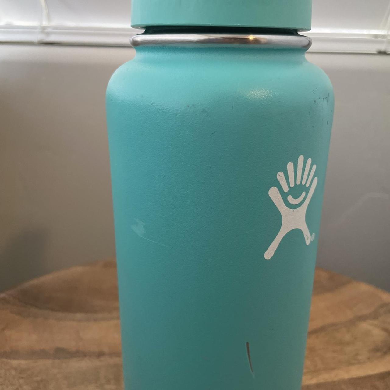 Turquoise blue hydroflask water bottle Has some... - Depop