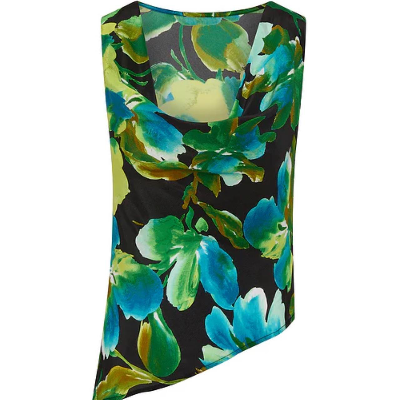 Isabelle Quinn Designer Set Brand New Size 8 RRP... | Depop