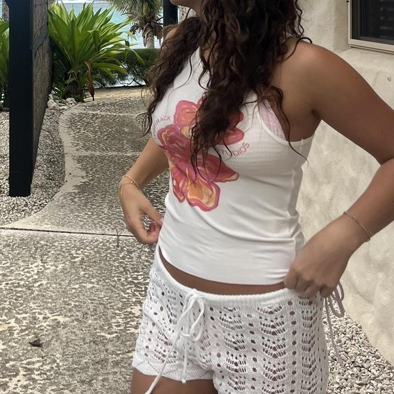 High rack studios tropical tank top Size 10/M... - Depop