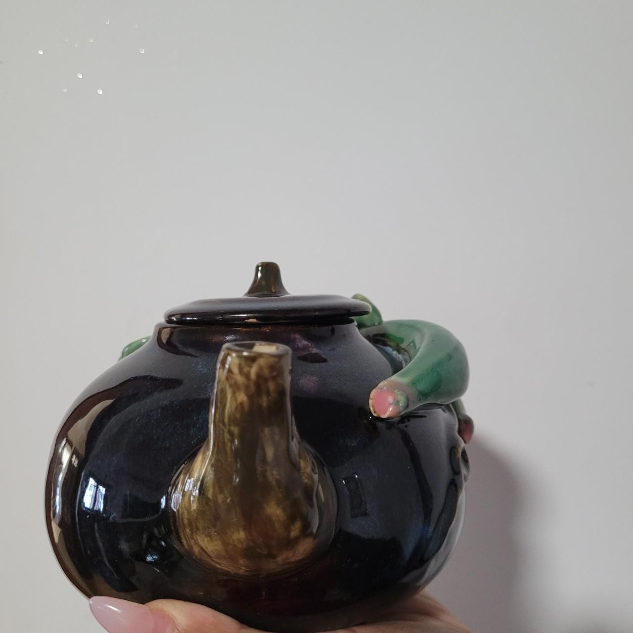 The cutest decorative teapot with vines, leaves... - Depop