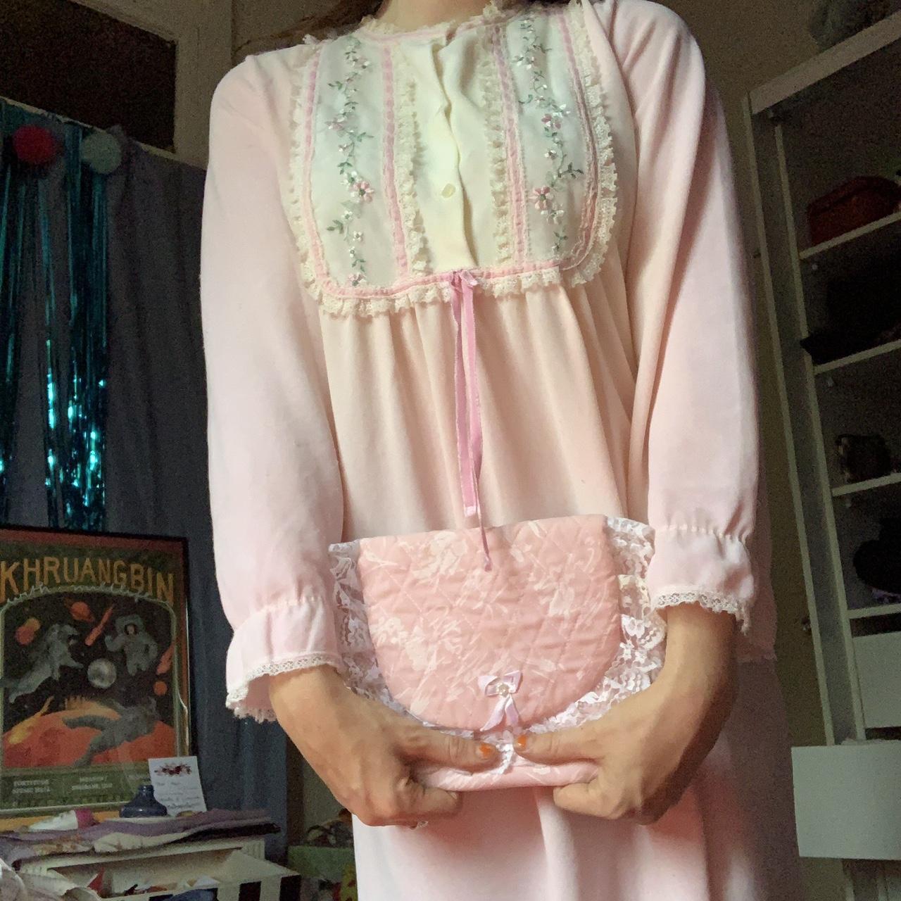 Sweet frilly purse 💘 Cottagecore vibes, brand new... - Depop