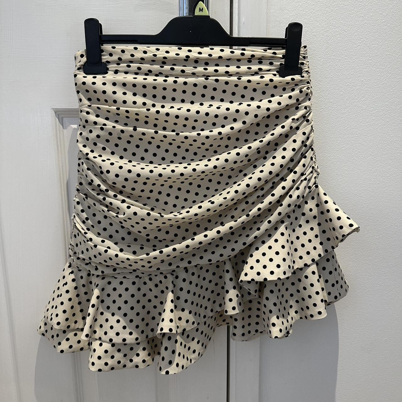 Zara ruffle mini skirt size medium - Depop