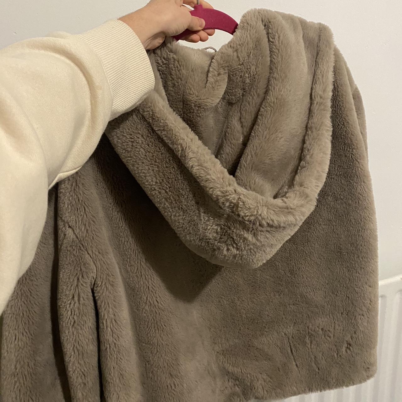 Zara fluffy fair coat. Hood. Zip. Perfect... - Depop