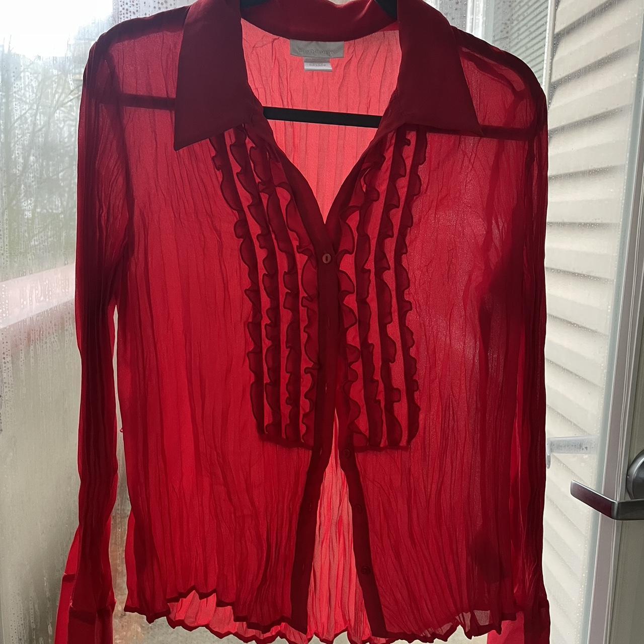 Fun red top! Perfect for a night out ️ #red #firey - Depop