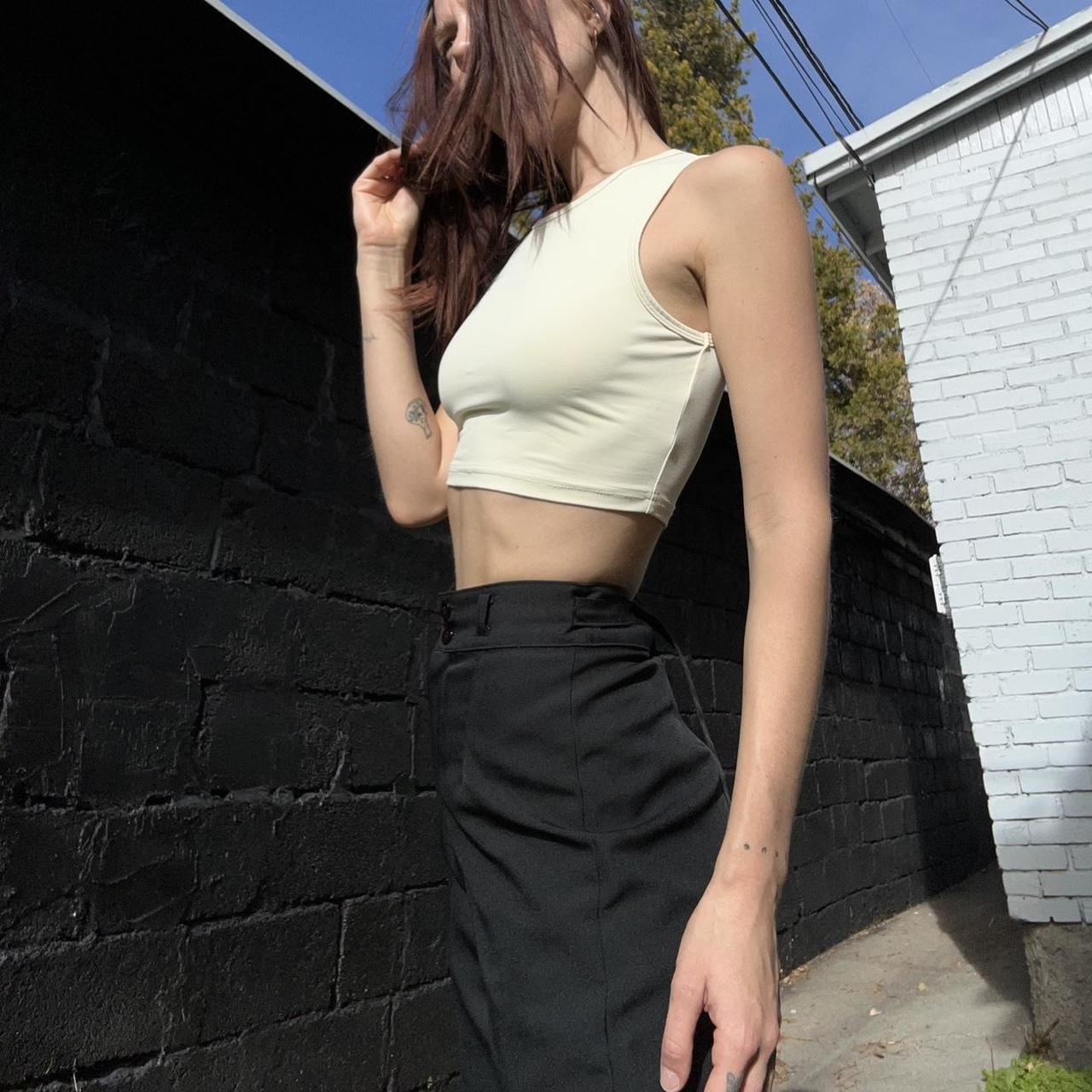 CREAM TANK CROP - Depop