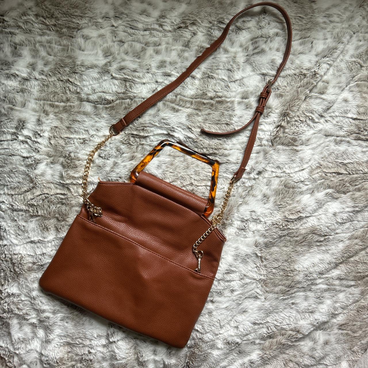 👝tortoise shell bag w removable chain •excellent... | Depop
