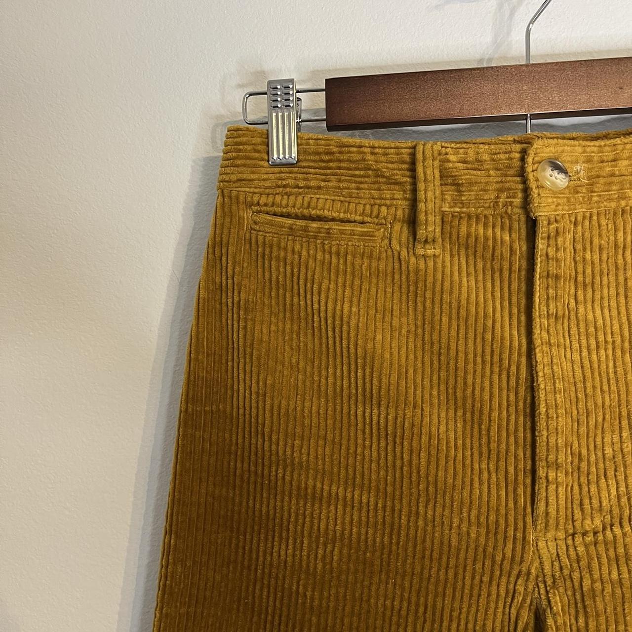 cutie mustard yellow corduroy pants! - Depop