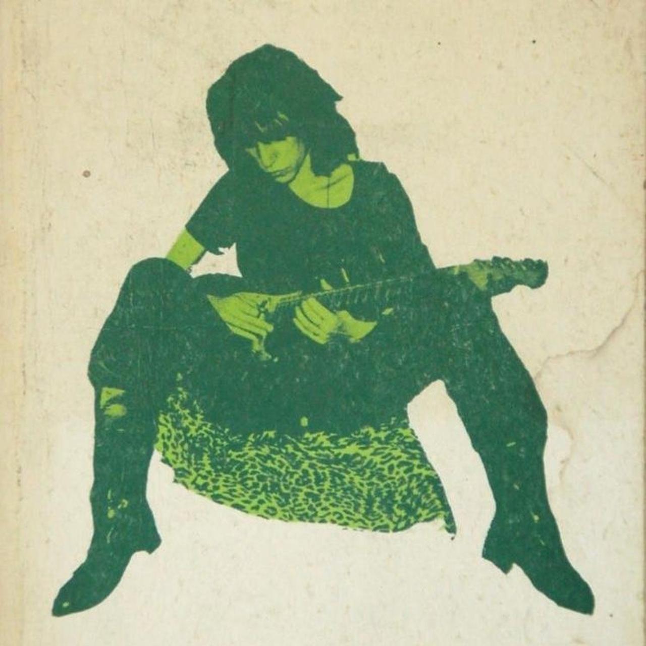 Bundle for @sb0000 Amy Winehouse and Queen records :)) - Depop