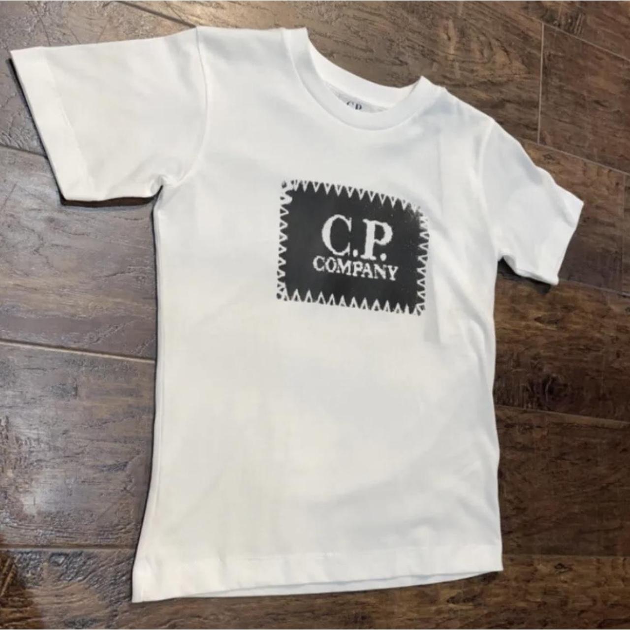 Kids CP Company T shirt Age 6 BNWT - Depop