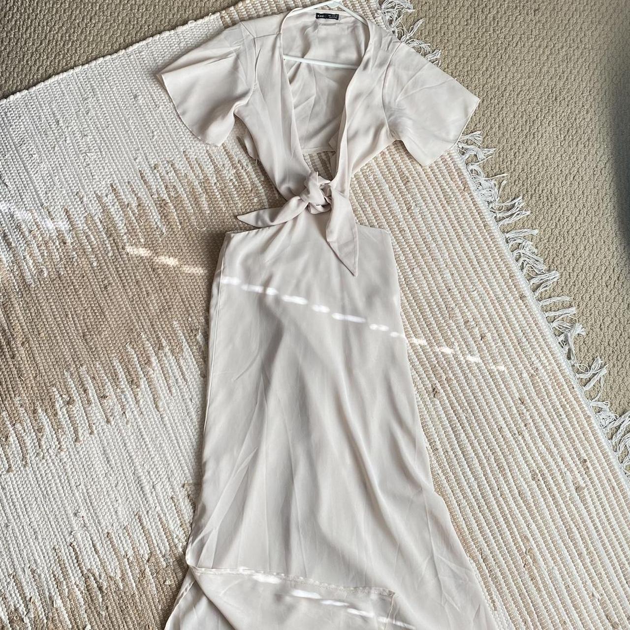 Shein cream colored tie front summer dress Size:... - Depop