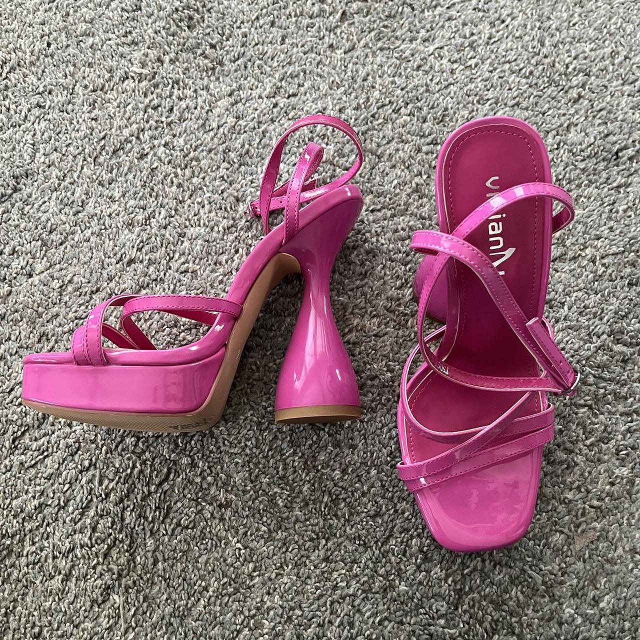 Cute pink funky heels - Depop