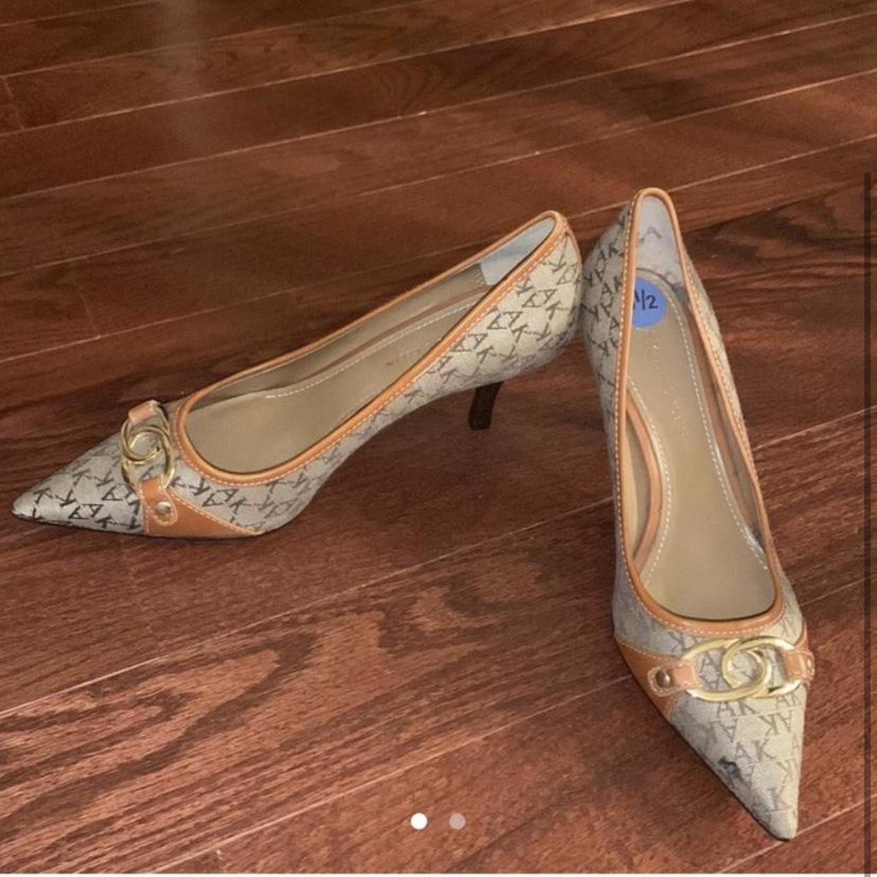 Anne Klein heels - Depop