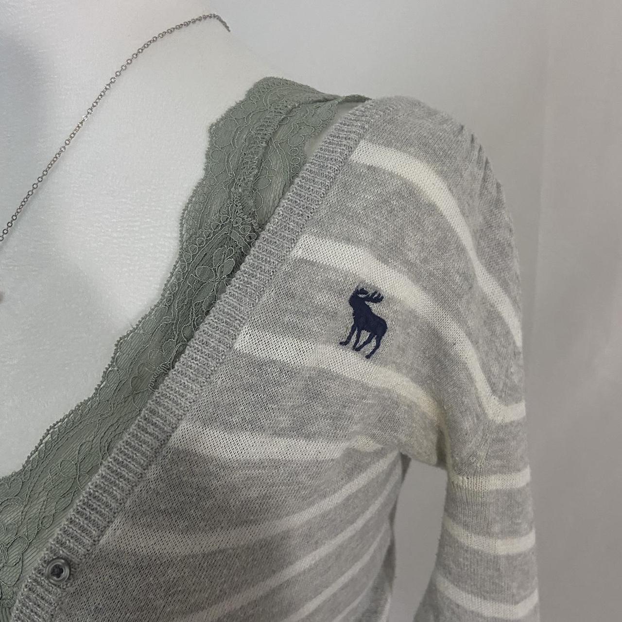 y2k abercrombie cardigan 🎀🤍 ~ size xs and fits like... - Depop