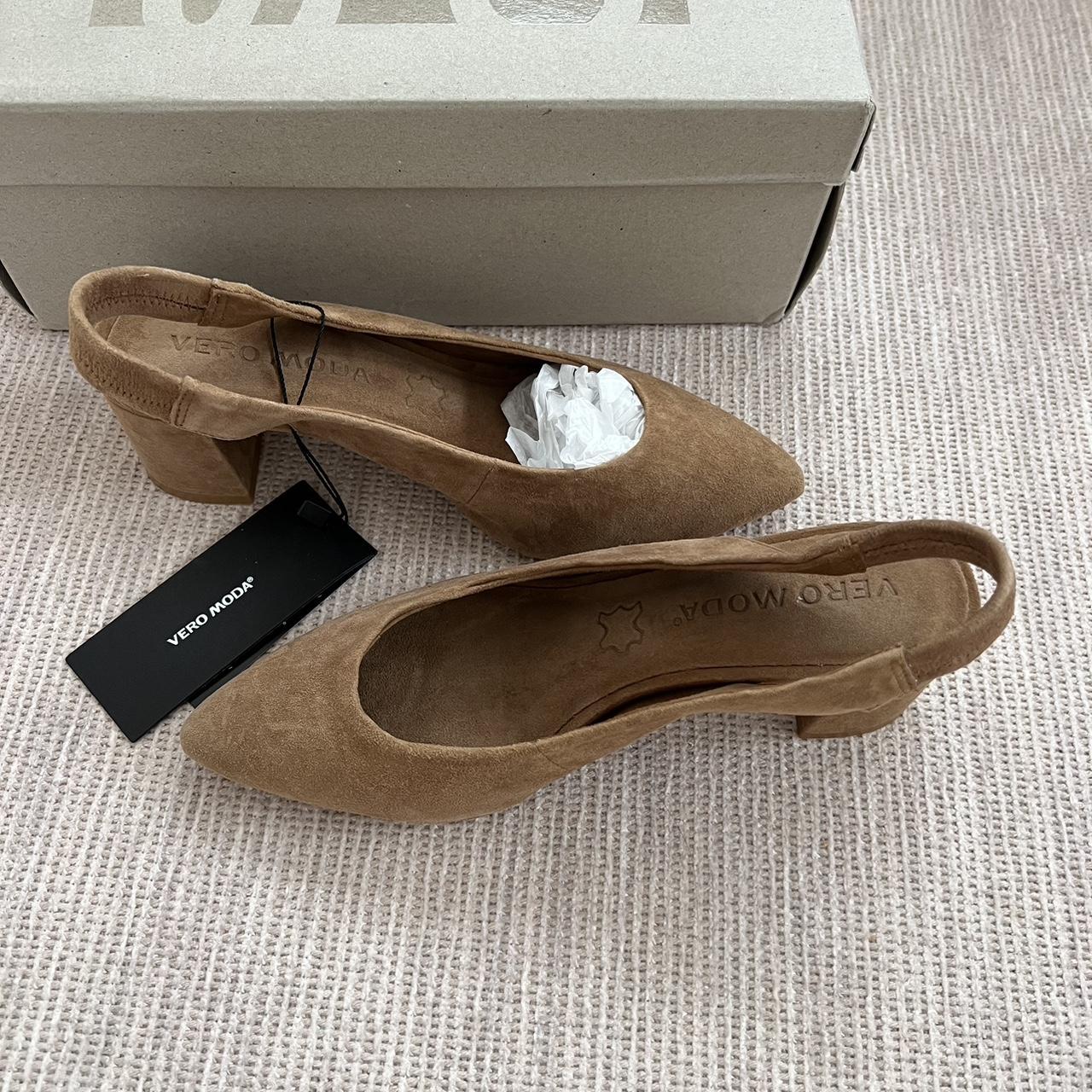 Vero Moda Women's Brown and Tan Courts | Depop