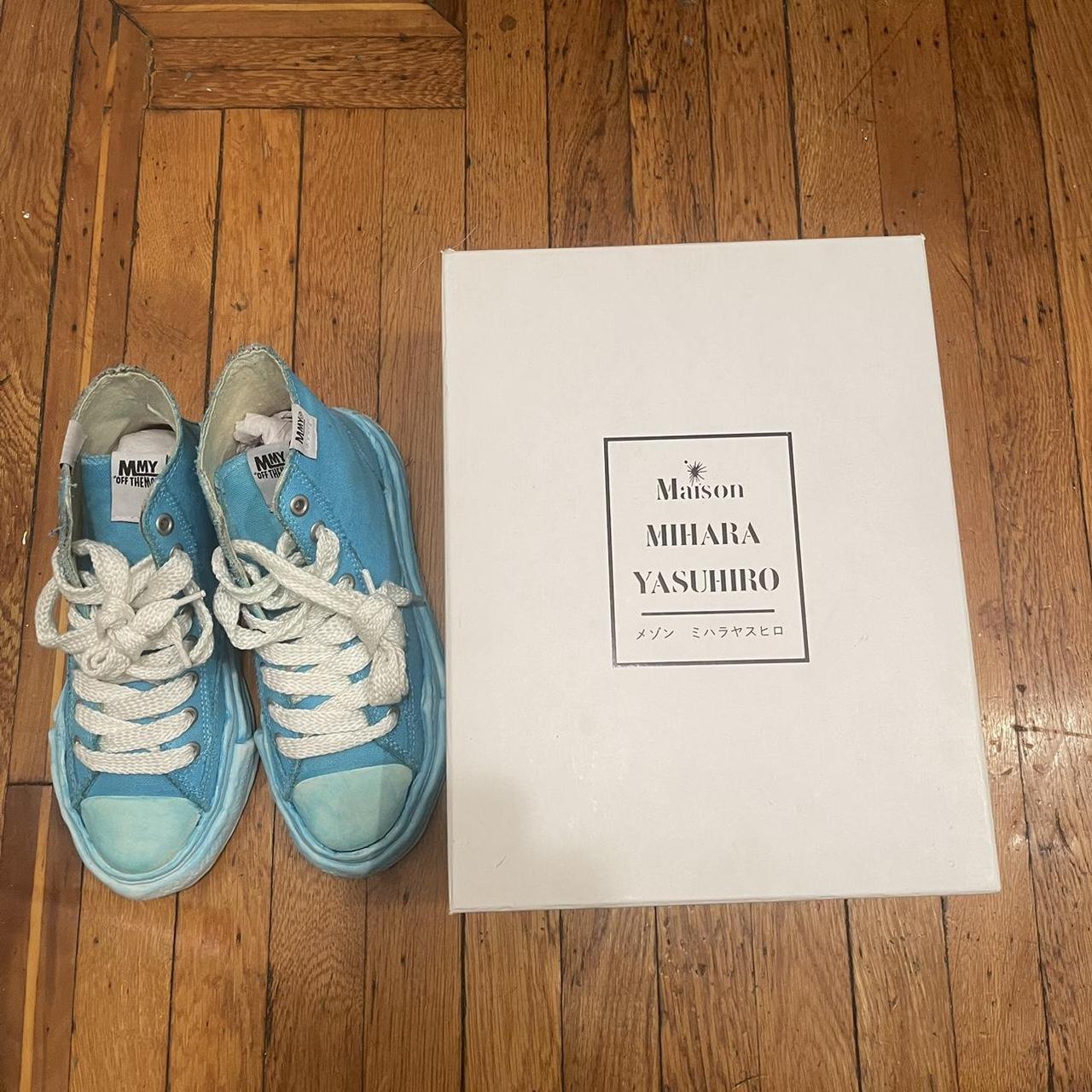 Condition : 9/10 -minor scuffs on sole/upper (shown... - Depop