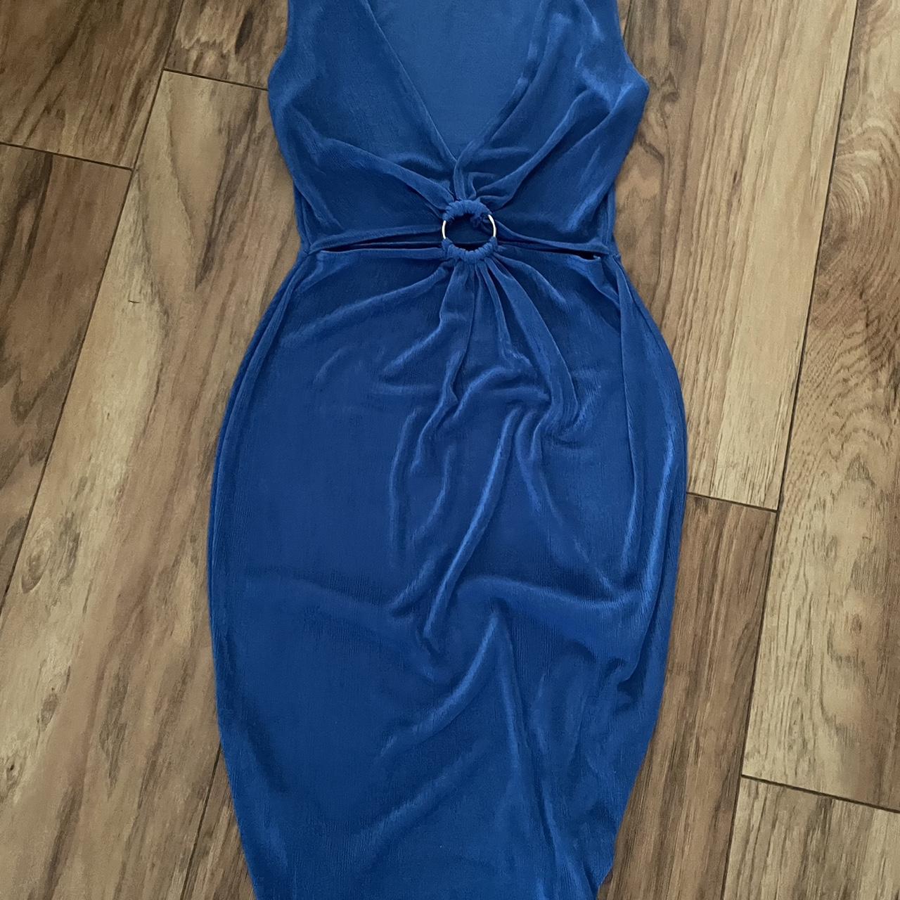 Blue Boohoo bodycon cut out dress size 8 - Depop